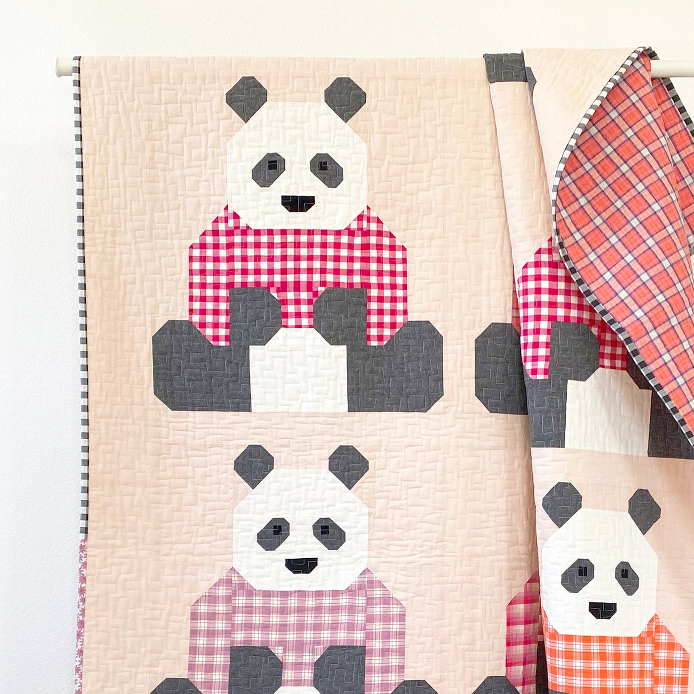 Pandas in Sweaters - Quilt PATTERN - by Elizabeth Hartman - fat quarte — RebsFabStash