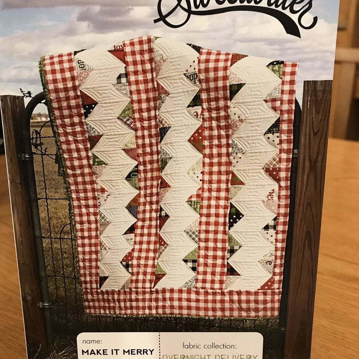 Make it Merry - Quilt Pattern designed by Sweetwater - finished size 6 ...