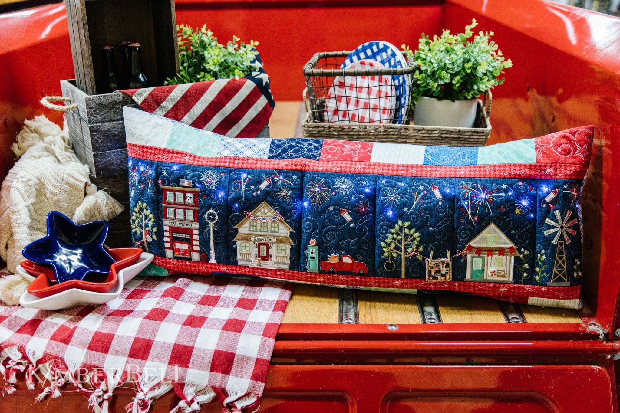 Kimberbell Main Street Celebration Bench Pillow Kit — RebsFabStash