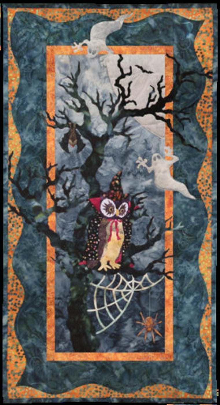 McKenna Ryan Once in a Boo Moon Quilt Pattern | RebsFabStash